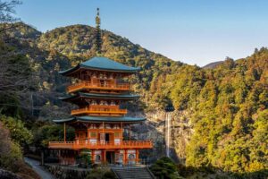 What is a Pagoda? Exploring these Iconic Asian Towers!
